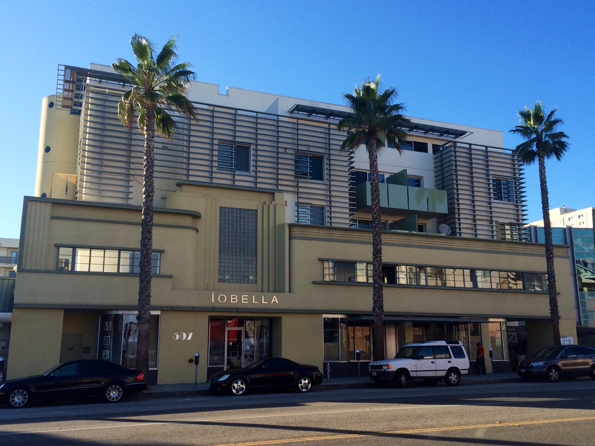 LLO-DA-MAR Bowl - LA Conservancy