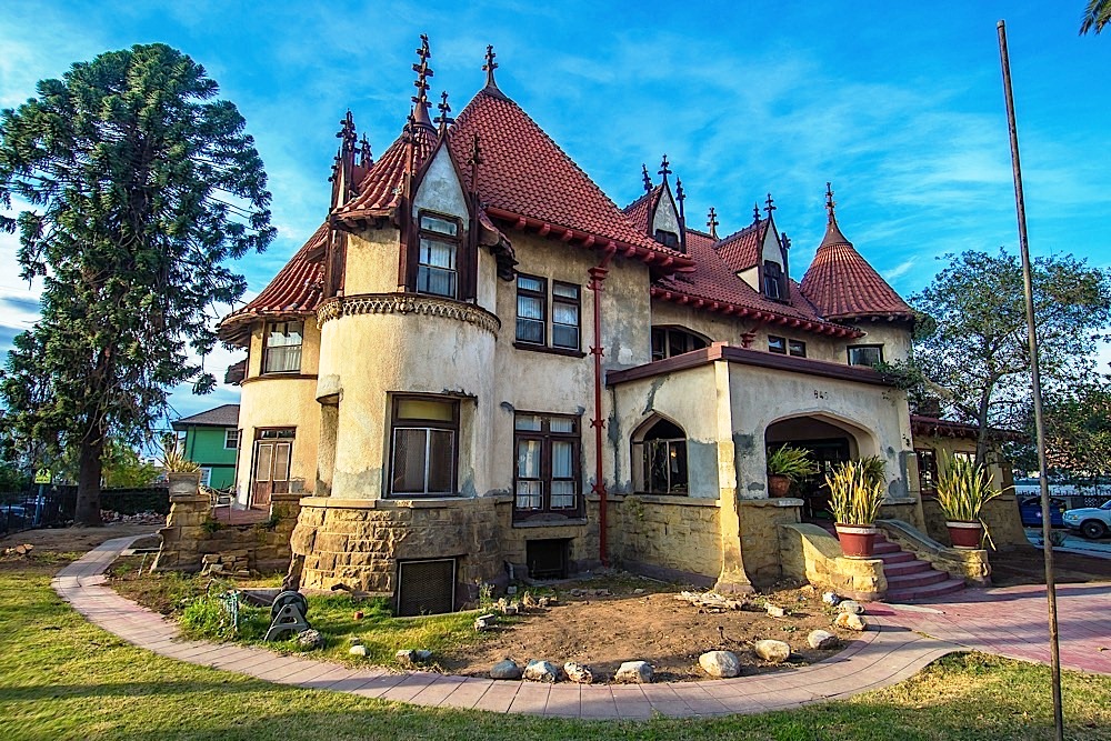 Susana Machado Bernard House and Barn - LA Conservancy